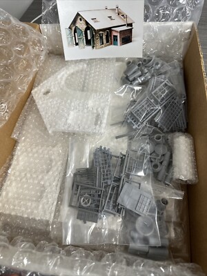 Building & Structure Co. Sn3 Kit #S-111 Double Stall Engine House 1:64 ...