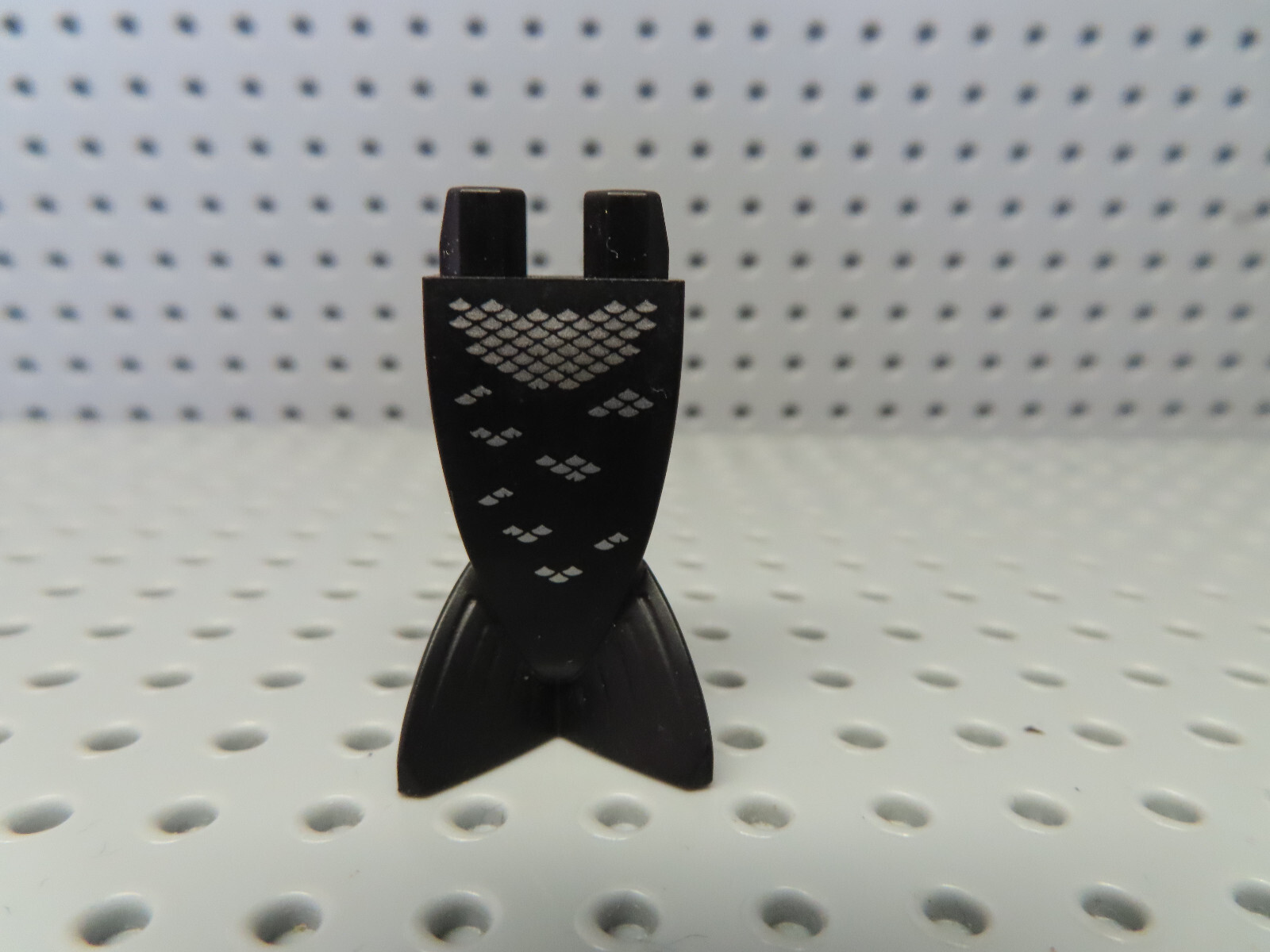 Lego 1 x Beine Mermaid 53494pb03 schwarz bedr. Batman Mermaid coltlbm29 ...