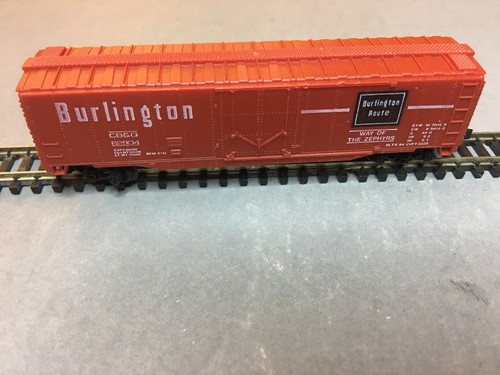 Lima Burlington Route Box Car CB&O 62904 N Scale Trains | eBay