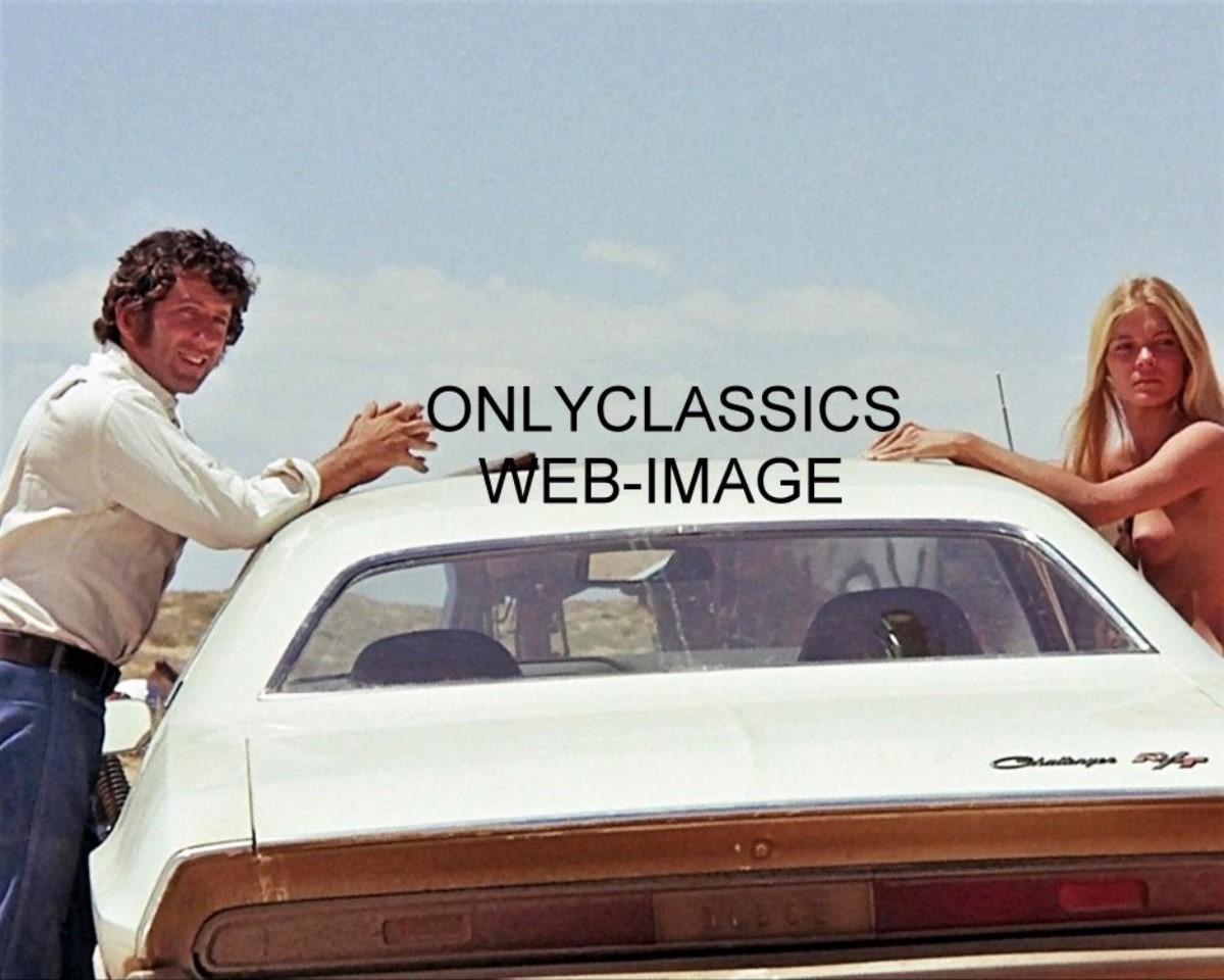 DODGE CHALLENGER R/T 440 VANISHING POINT 8X10 MOVIE PHOTO Sexy Girl ...