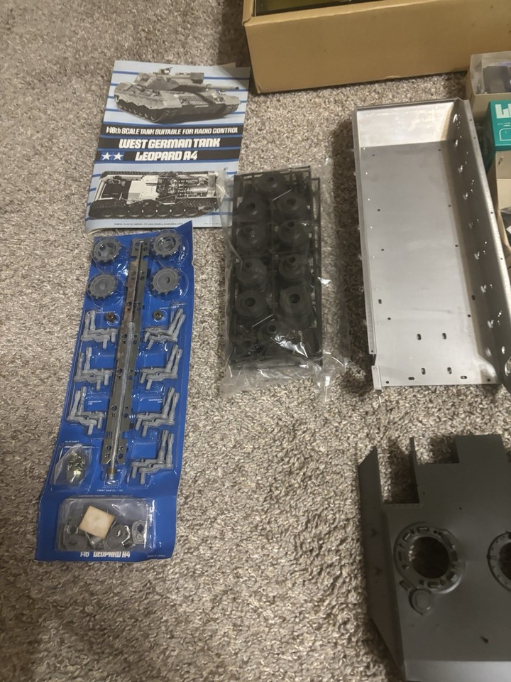 Tamiya Vintage 1/16 RC West German Tank Leopard A4 RT1602 RCT for Radio ...