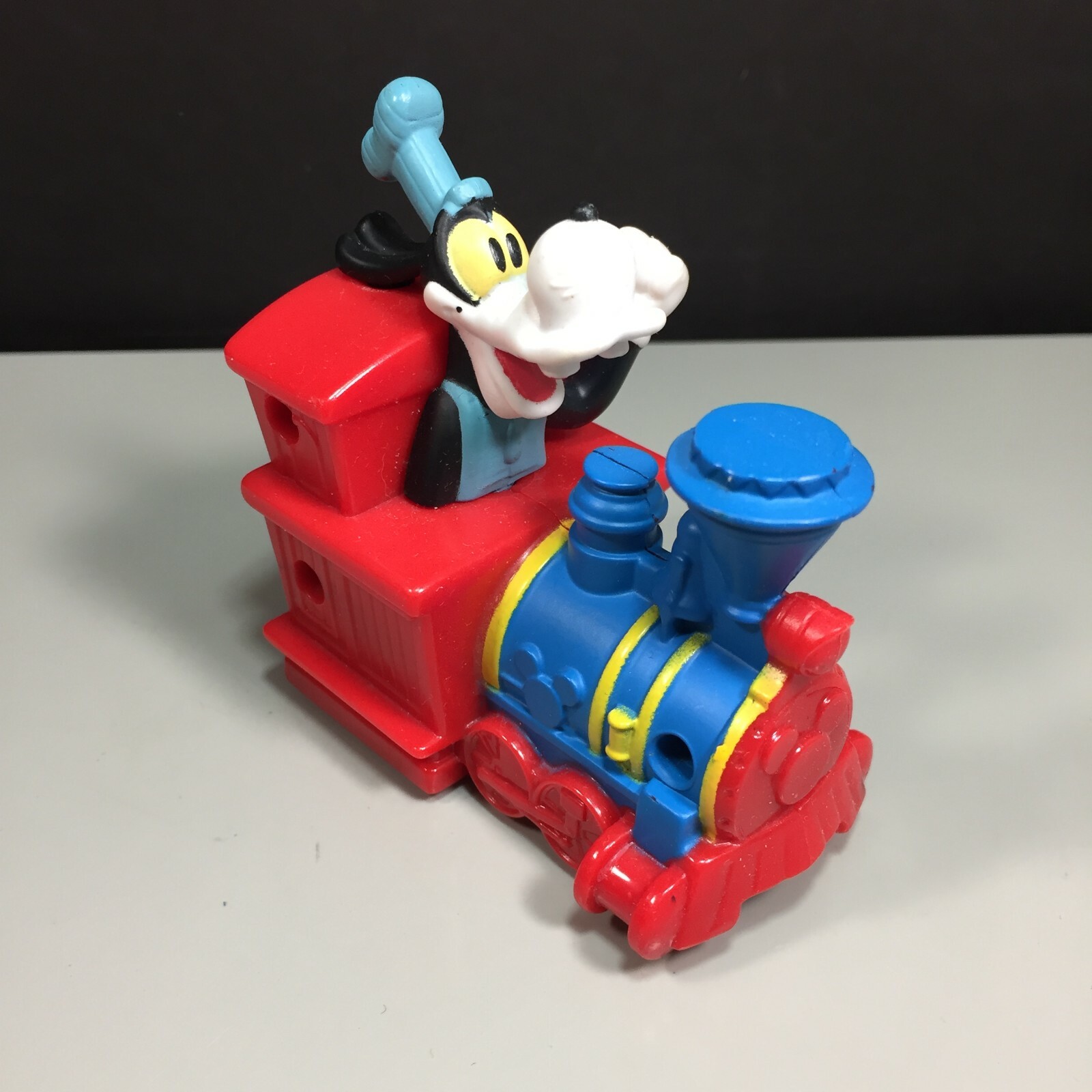 2020 McDonalds Disney Mickey Minnie's Runaway Railway Goofy Train Toy ...