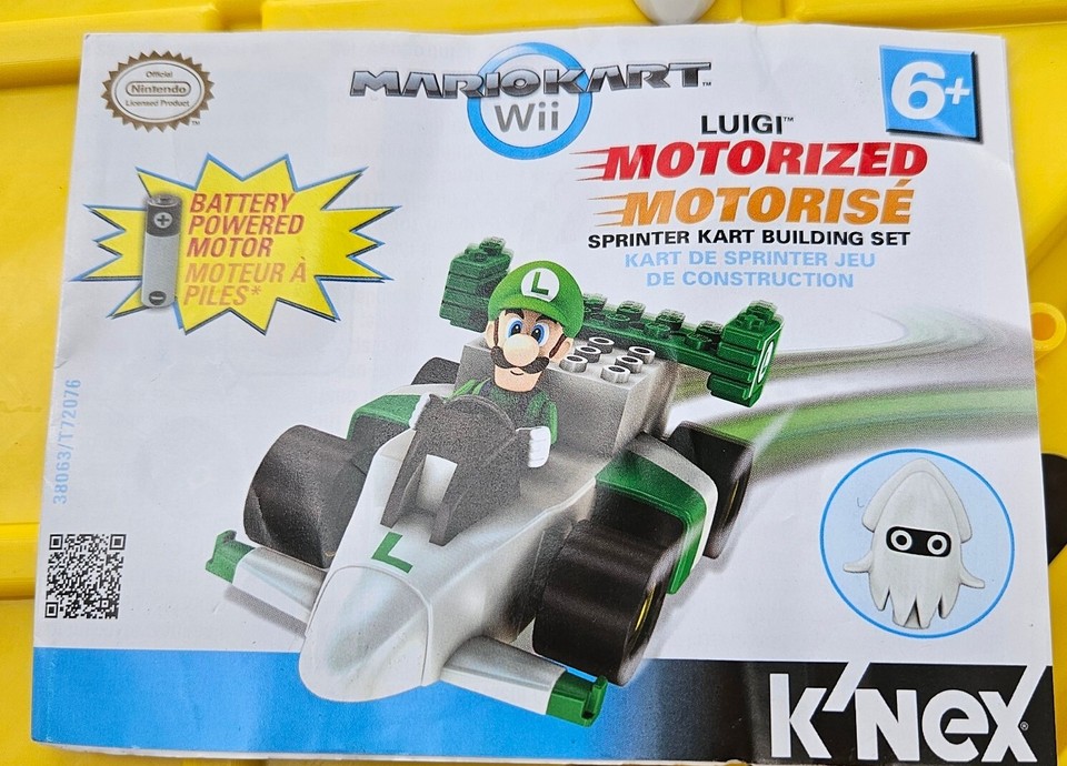 K'NEX Mario Kart Wii Building Set 26 pc: Luigi's Motorized Sprinter ...