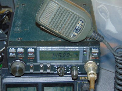 *USED* WORKING ICOM Daul Band FM Transceiver IC-3200A with ICOM IC-HM14 ...