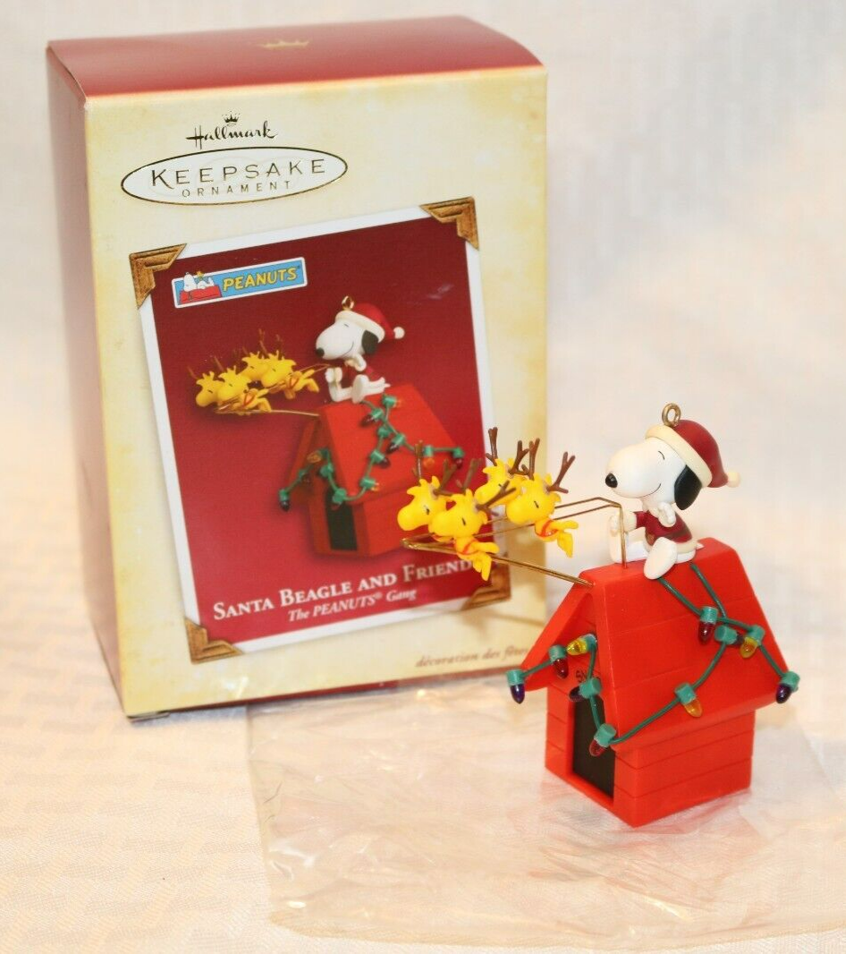 2005 Hallmark Keepsake Peanuts SANTA BEAGLE and FRIENDS Snoopy Ornament ...