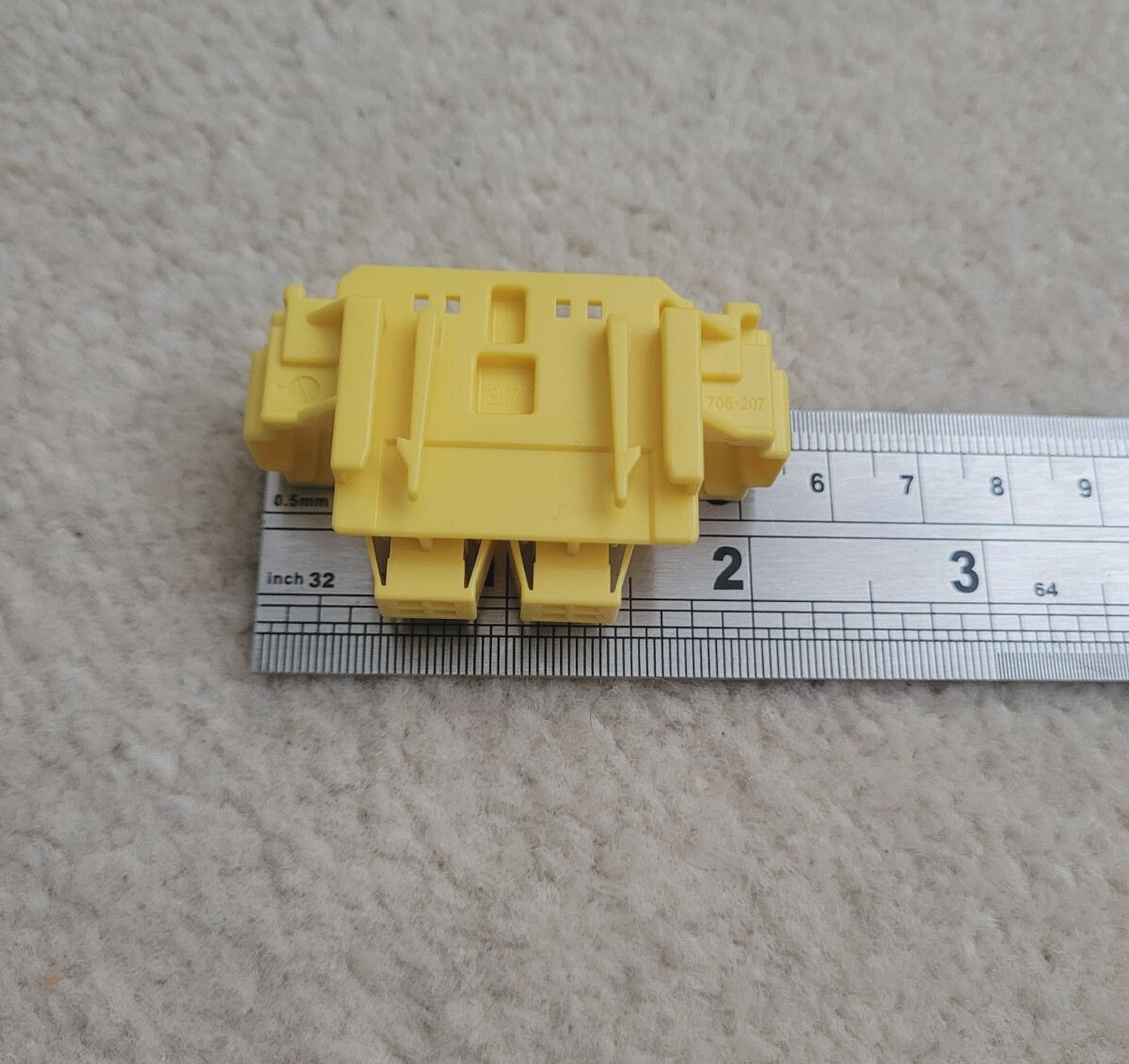Genuine Mercedes-Benz Wiring Plug Socket - A0035408281 x 1 | eBay UK