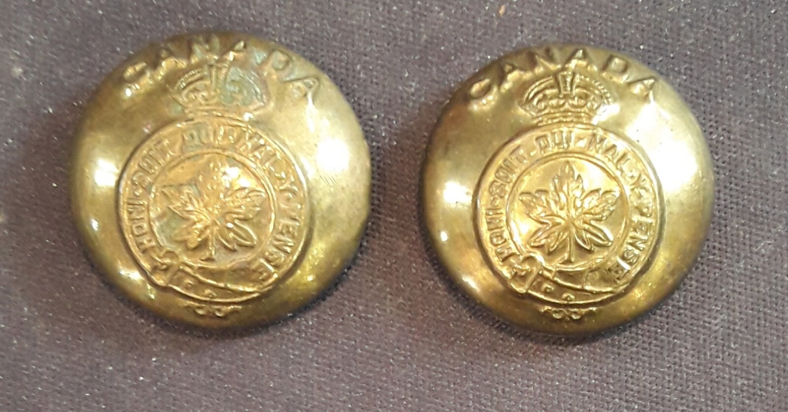 Canadian Military Brass Buttons "Honi Soit Qui Mal Y Pense" United Carr ...