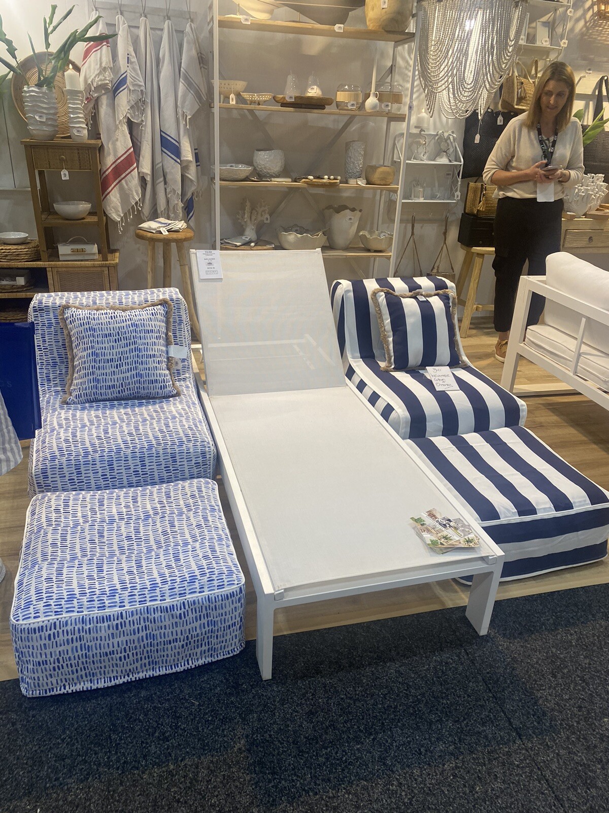 Inflatable outdoor lounge Blo Chair 90x60x70 Beige Stripe - great for ...