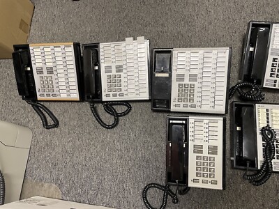 UNMATCHED TECHNOLOGY! AT&T MERLIN PLUS 820D 34 Multi-Line Business ...