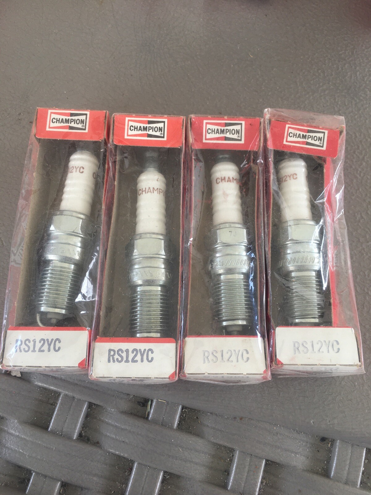Champion RS12YC - Alternative spark plugs