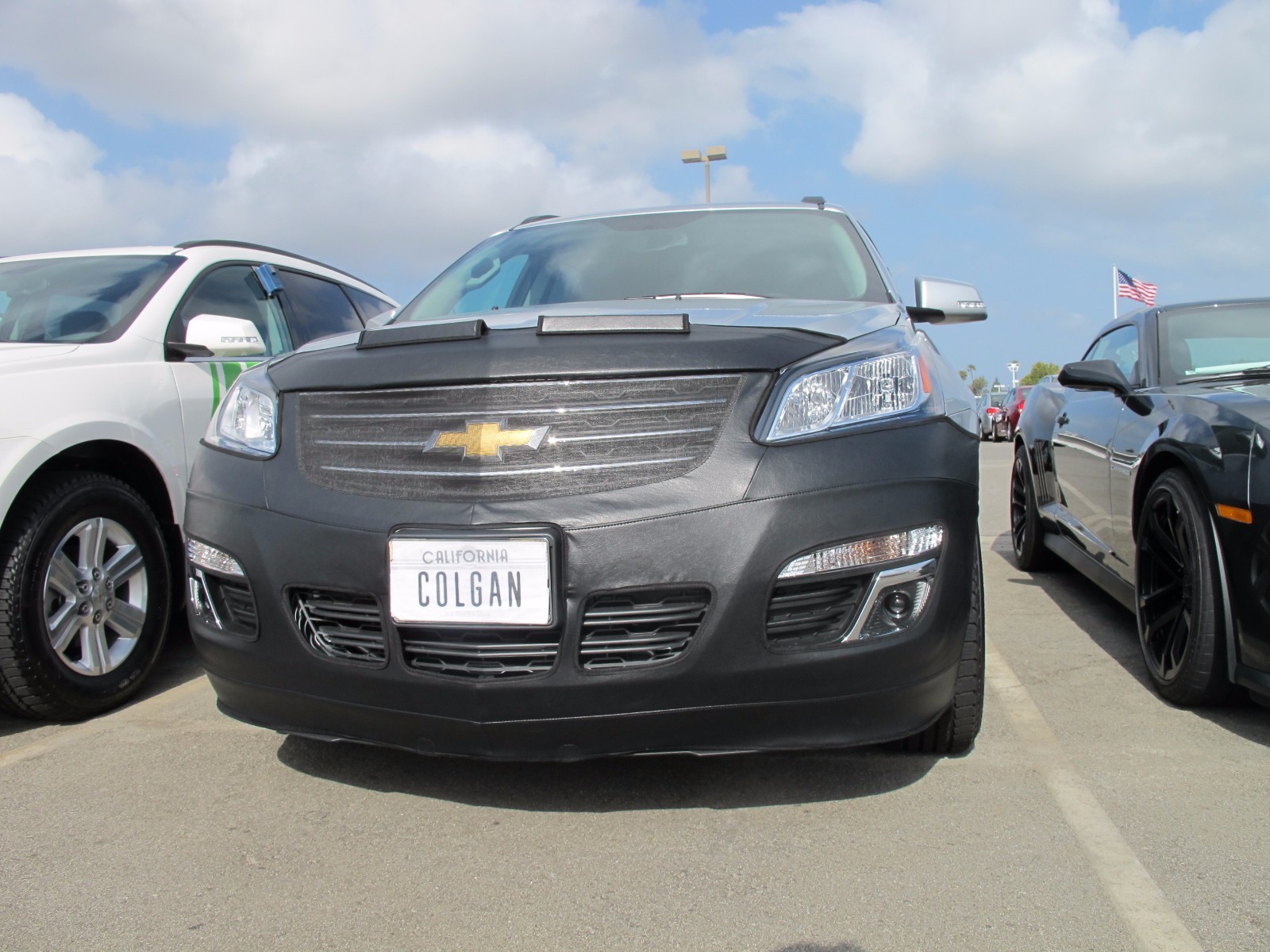 Colgan Front End Mask Bra 2pc. Fits Chevy Traverse 2013-2016 W/License ...