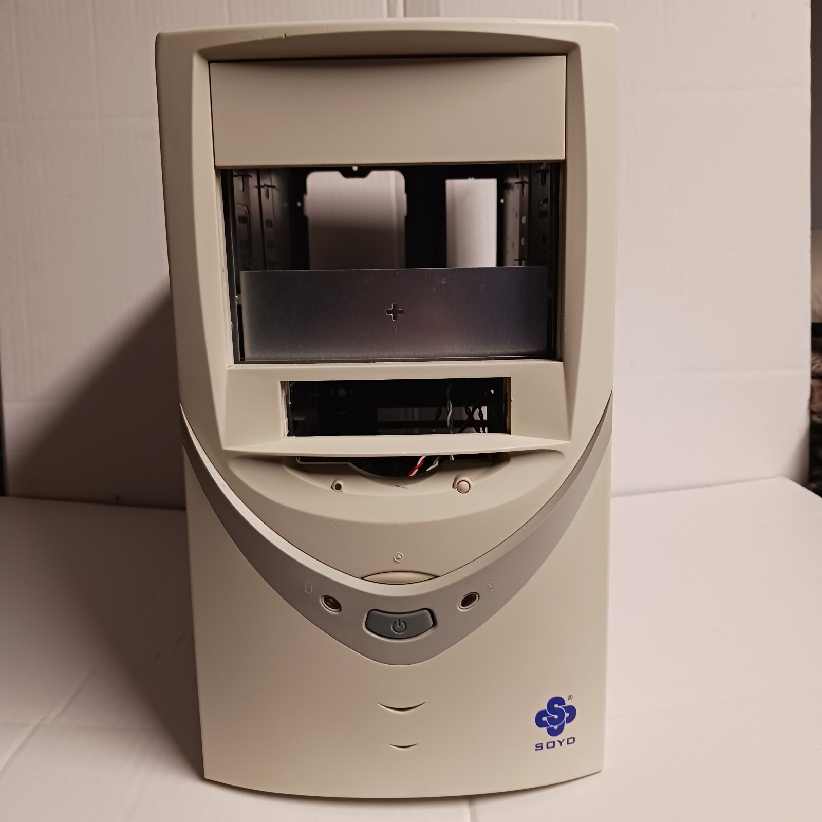 VINTAGE Beige SOYO Mid TOWER Computer CASE Retro Sleeper Old School ...