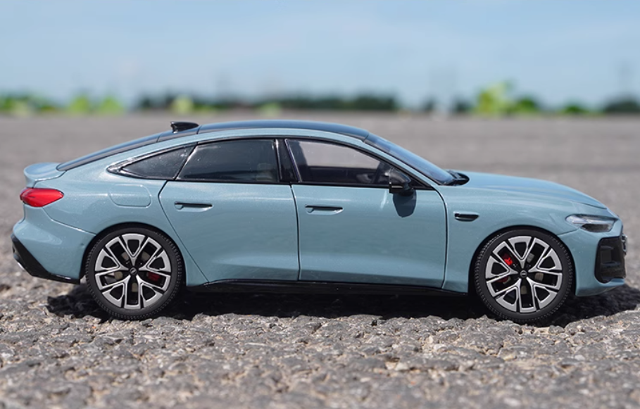 1:18 Saic Audi A5L All New Sportback Lighting Version Blue Color ...