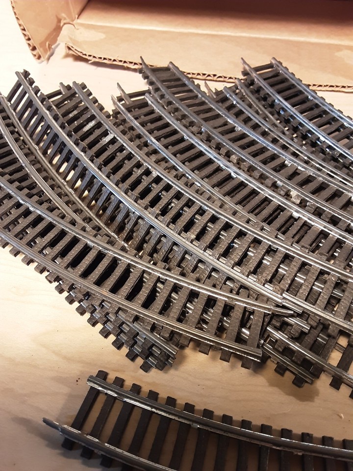 Vintage Marx HO curved 8" train tracks in original box.36 tracks | eBay