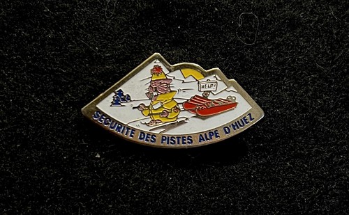 ALPE D’HUEZ Ski Patrol Skiing Pin Badge FRANCE Resort Souvenir Travel ...