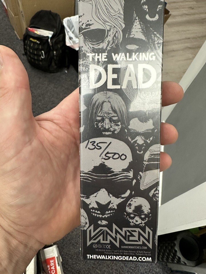 Walking Dead "Horde 2" Vannen Artist Watch • Skybound SDCC Exclusive ...