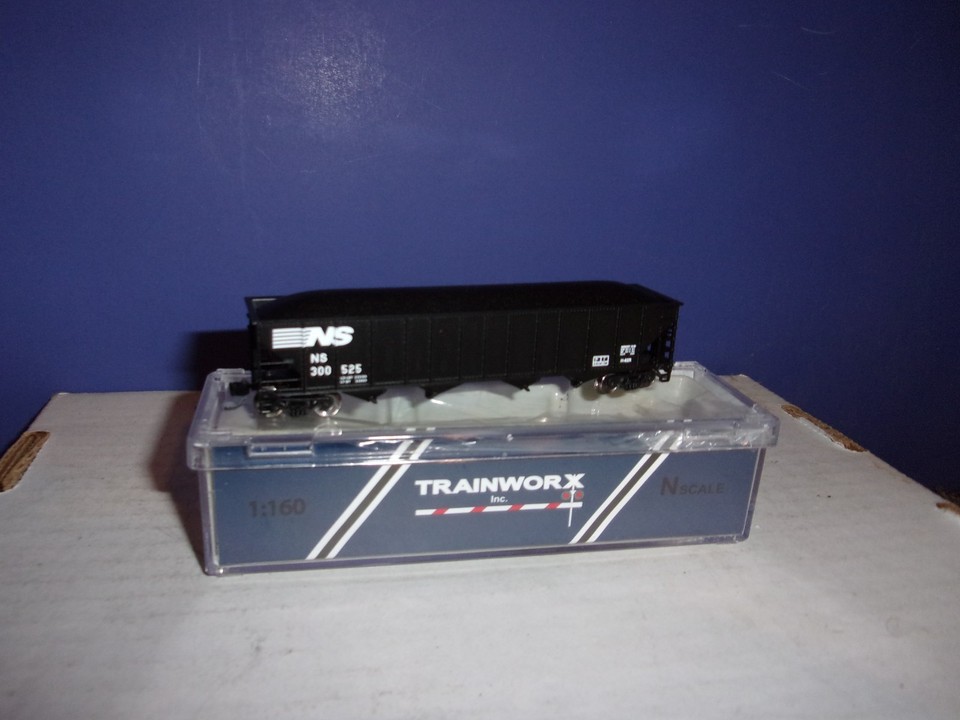 N SCALE TRAINWORX 2413-13 NORFOLK SOUTHERN/300525 100 TON QUAD HOPPER ...