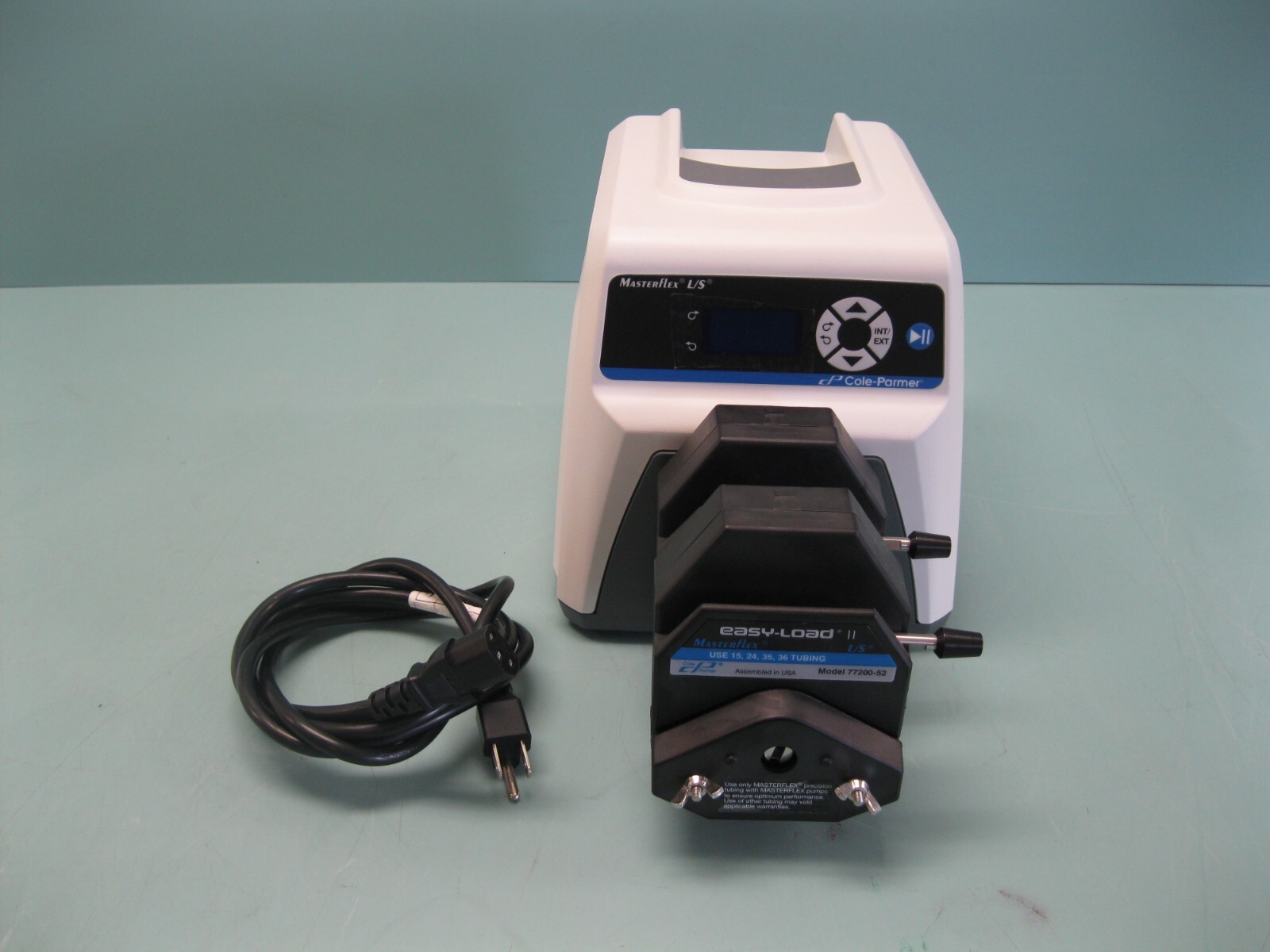 Cole-Parmer 07528-20 Masterflex L/S Console Pump Drive (2) 77200-52 ...