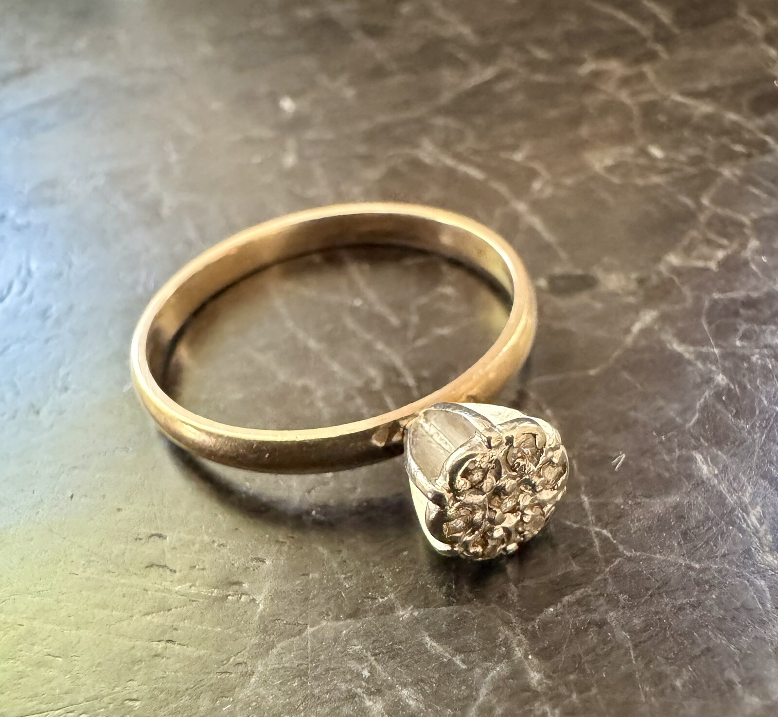 vintage 10k Gold cluster flower engagement ring 7 dia… - Gem