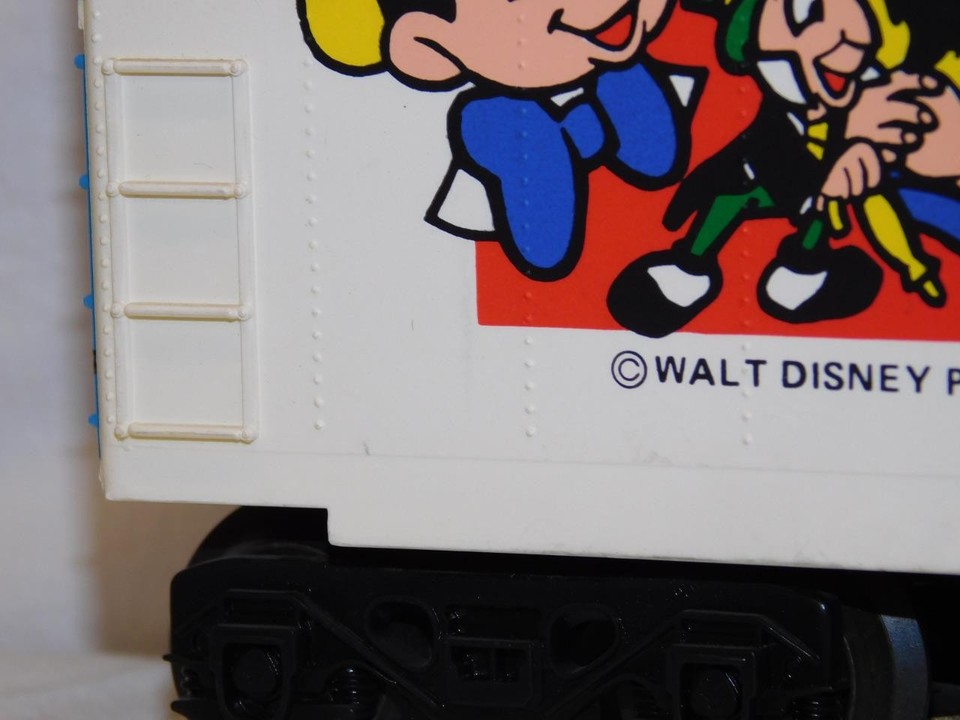 Lionel 6-9666 Pinnochio Boxcar Disney Mickey Mouse Express FACTORY ...
