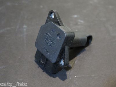 99-06 Toyota MAF Sensor 22204-07010 OEM Denso Mass Air Flow Camry ...