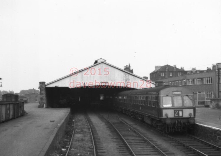 PHOTO MUSSELBURGH RAILWAY STATION VIEW LOOKING TOWARDS THE BUFFER STOPS ...