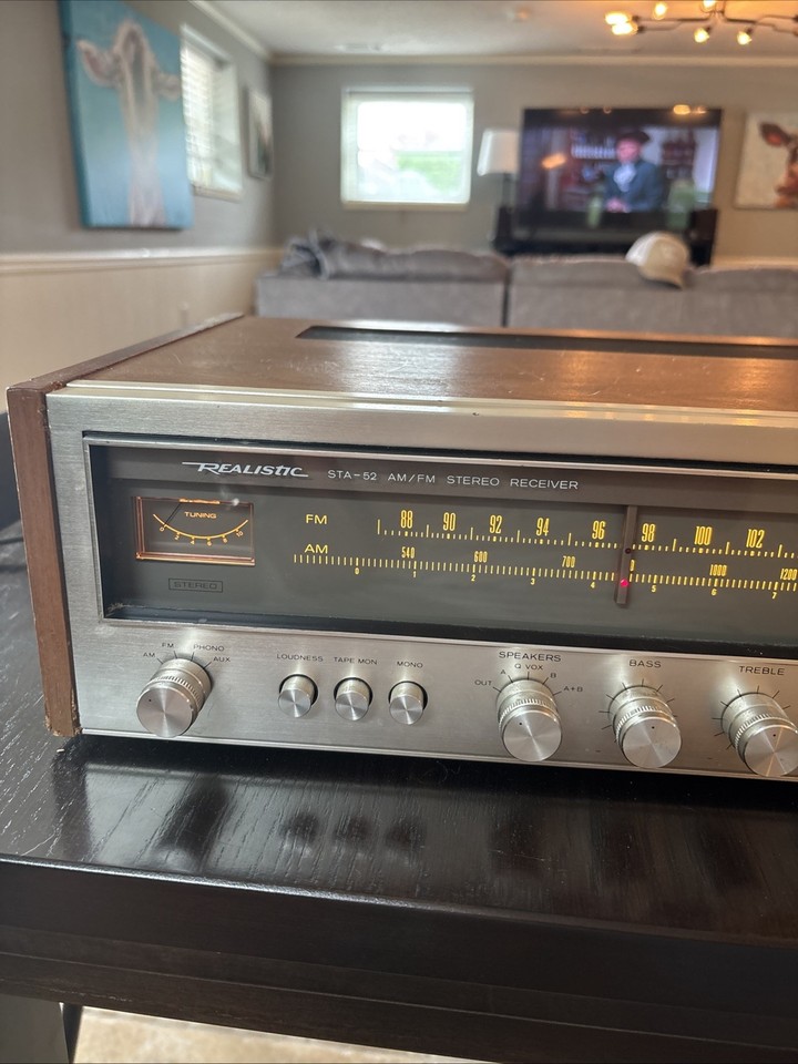 Vintage Realistic STA-52 AM/FM Stereo Receiver with Wood Veneer, Works ...