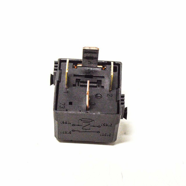 MB CLA W117 Relay A0009828023 Genuine for sale online | eBay
