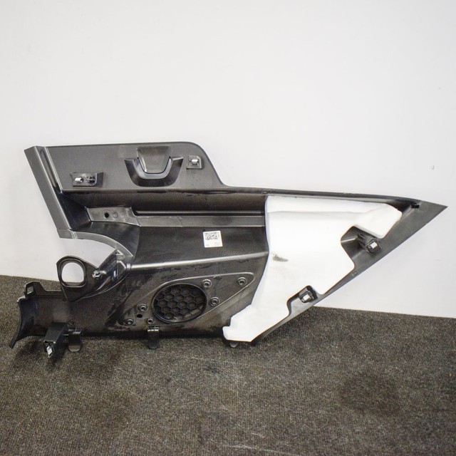 Volvo Xc40 2018 Rear Right C-pillar Trim Cover 32244155 32244157 for ...