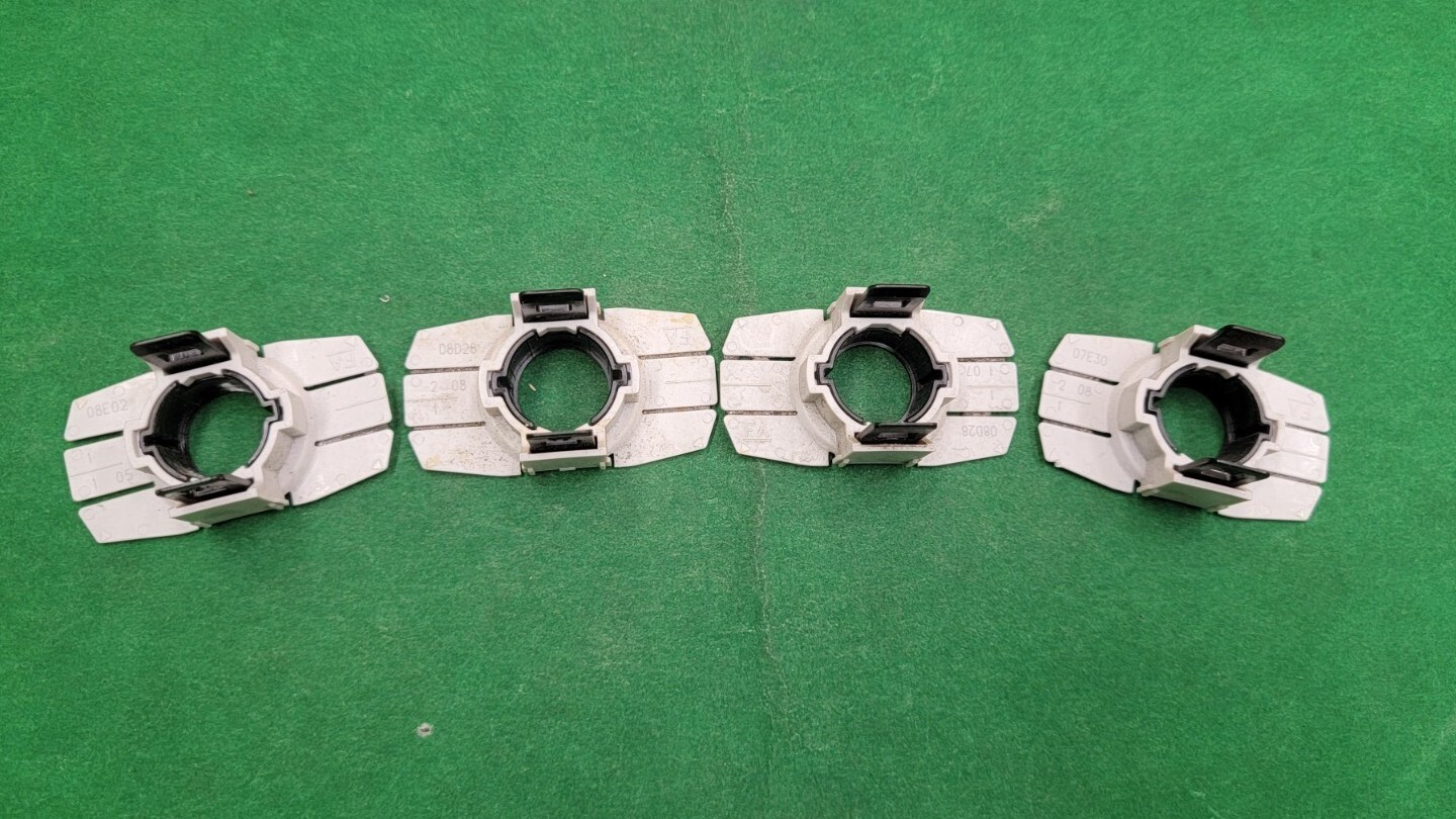 2019 2020 Lexus ES ES350 ES300h Rear Bumper Parking Sensor Holder ...