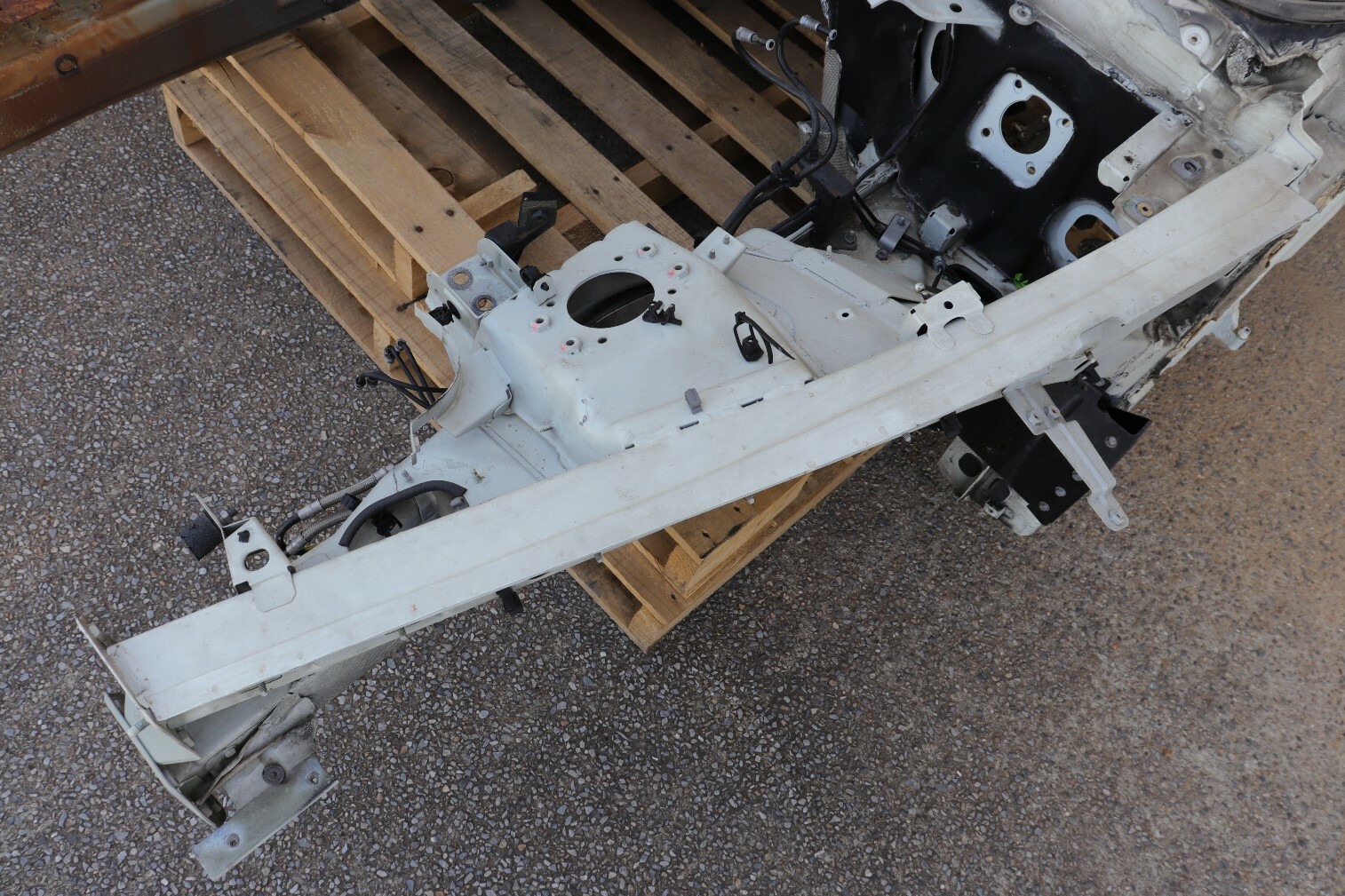 Maserati GranTurismo M145 2008 Front Chassis Frame Rail Strut Tower Cut ...