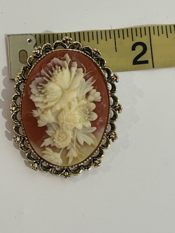 Vintage Gerrys cameo brooch, vintage brooch And Necklace | eBay