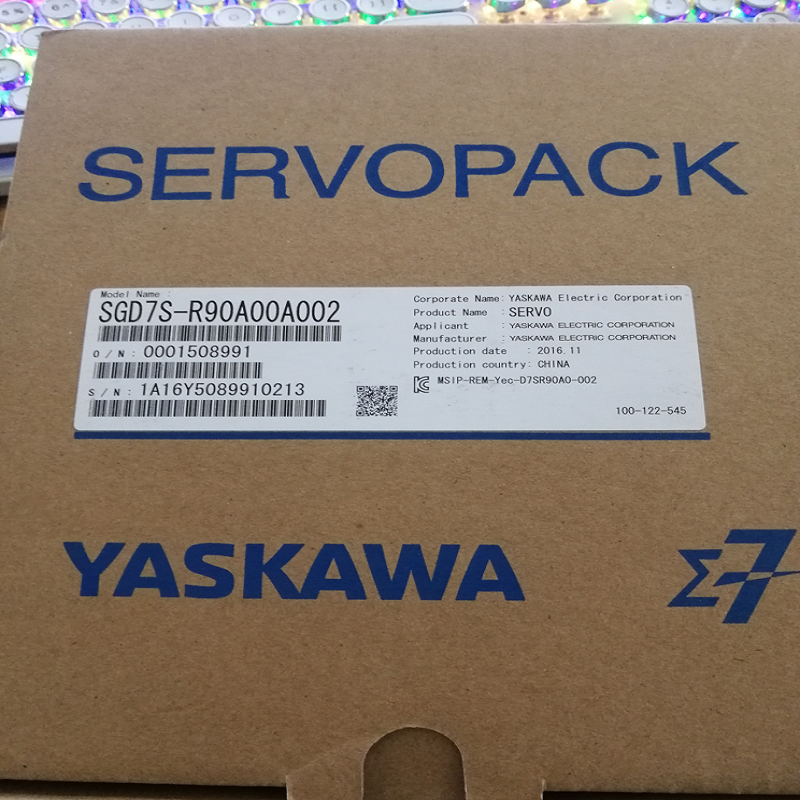 Yaskawa SGD7S-R90A00A002 SERVOPACK SIGMA-7 SERIES 1PH/3PH 1.6A/0.8A 200 ...