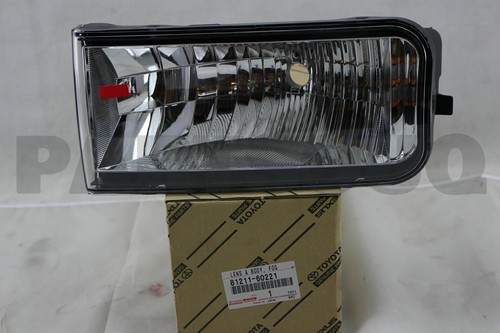 8121160221 Genuine Toyota LAMP UNIT, FOG LAMP, RH 81211-60221 | eBay