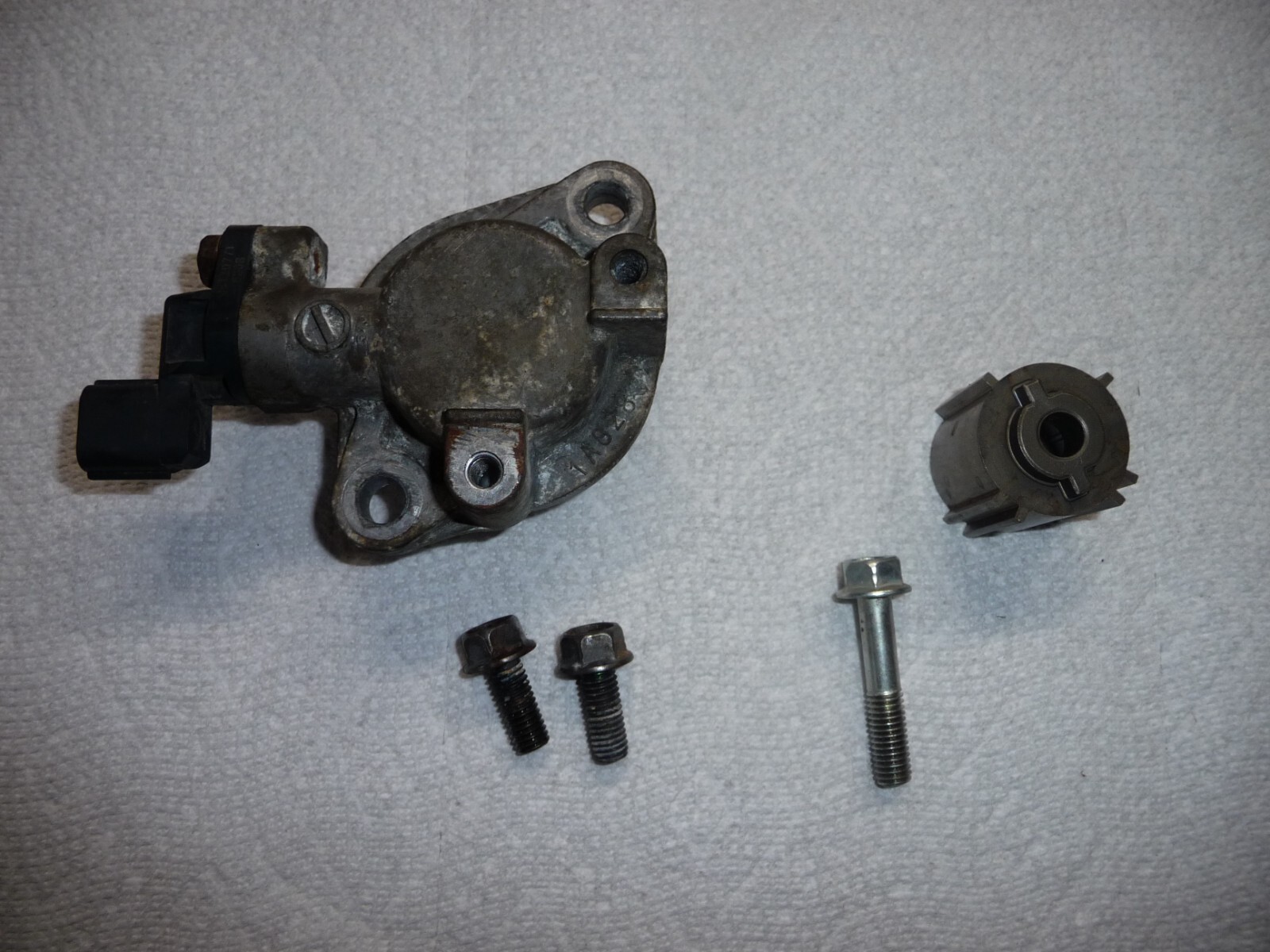 2006-2012 2.4 (4G69) MITSUBISHI ECLIPSE CAM SENSOR WHEEL/HOUSING/SENSOR ...