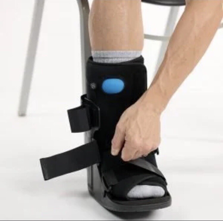 NEW United Ortho Air Stabilizer Walking Boot Fracture Boot Foot & Ankle ...