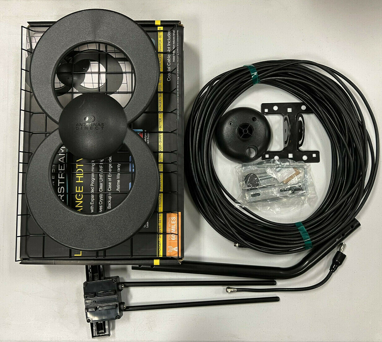 ClearStream 2V TV Antenna 60 Mile Range UHF/VHF Multi-directional Cable ...