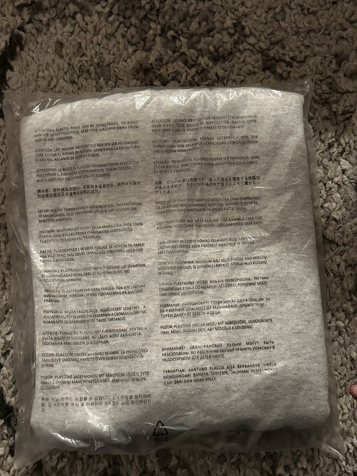 Spotify Fans First Taylor Swift 1989 Heather Gray Crewneck Size LARGE ...