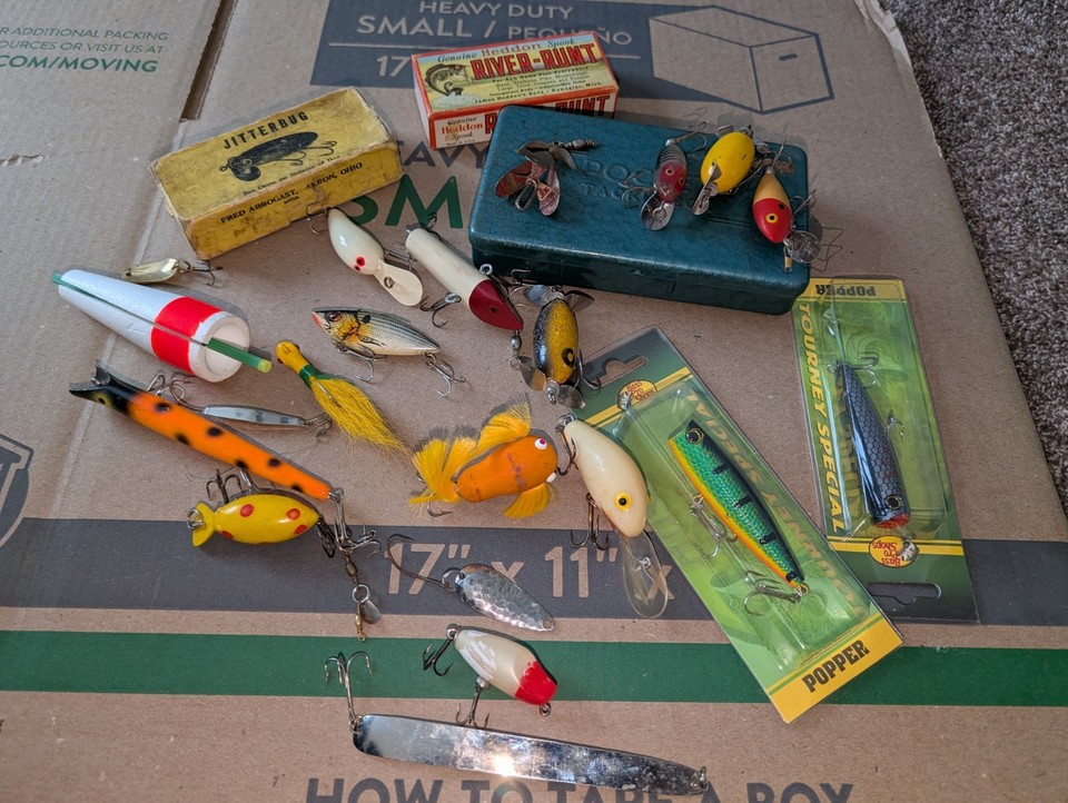 Vintage fishing lure Lot Lures Heddon & More Vintage Tackle Lure Boxes ...