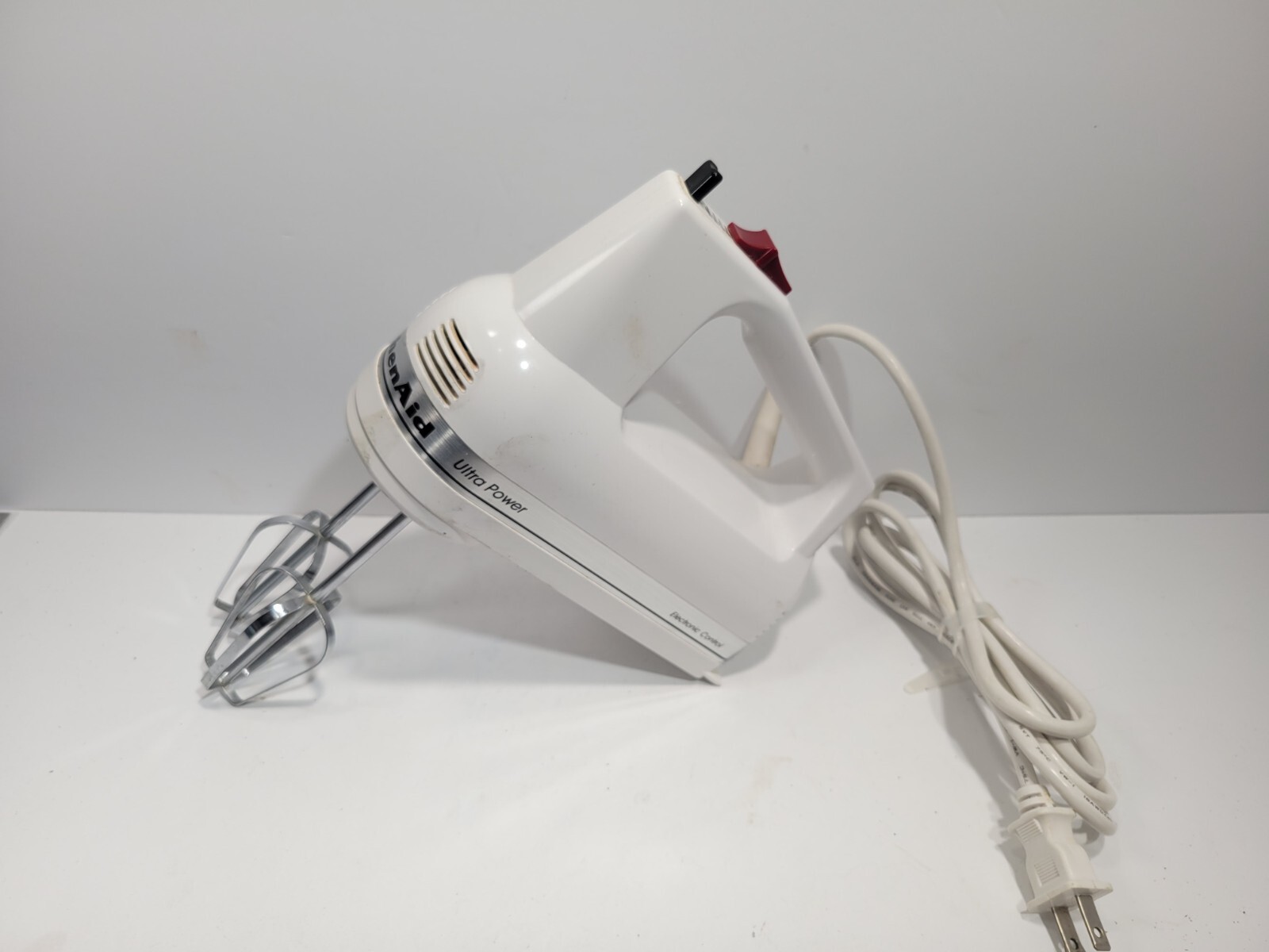 Vintage KitchenAid KHM3WH-1 Ultra Power Electronic Control Hand Mixer 2 ...