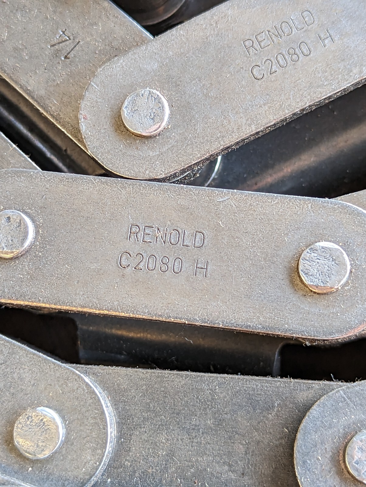 20 ft Renold C2080H Double Pitch Roller Chain with A1 Attachment Every ...