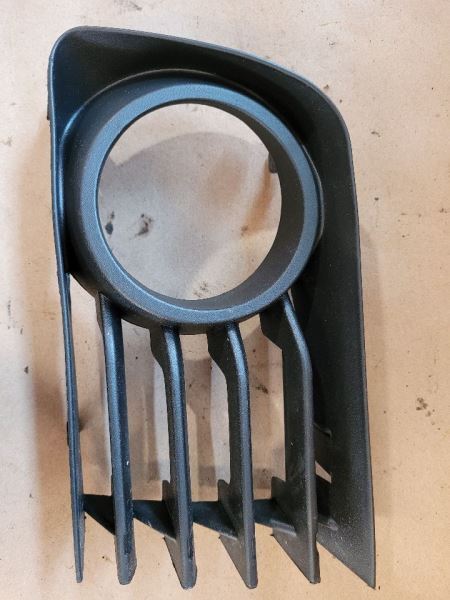 Passenger Grille Lower End Fits 04-09 PRIUS 53112-47030 | eBay