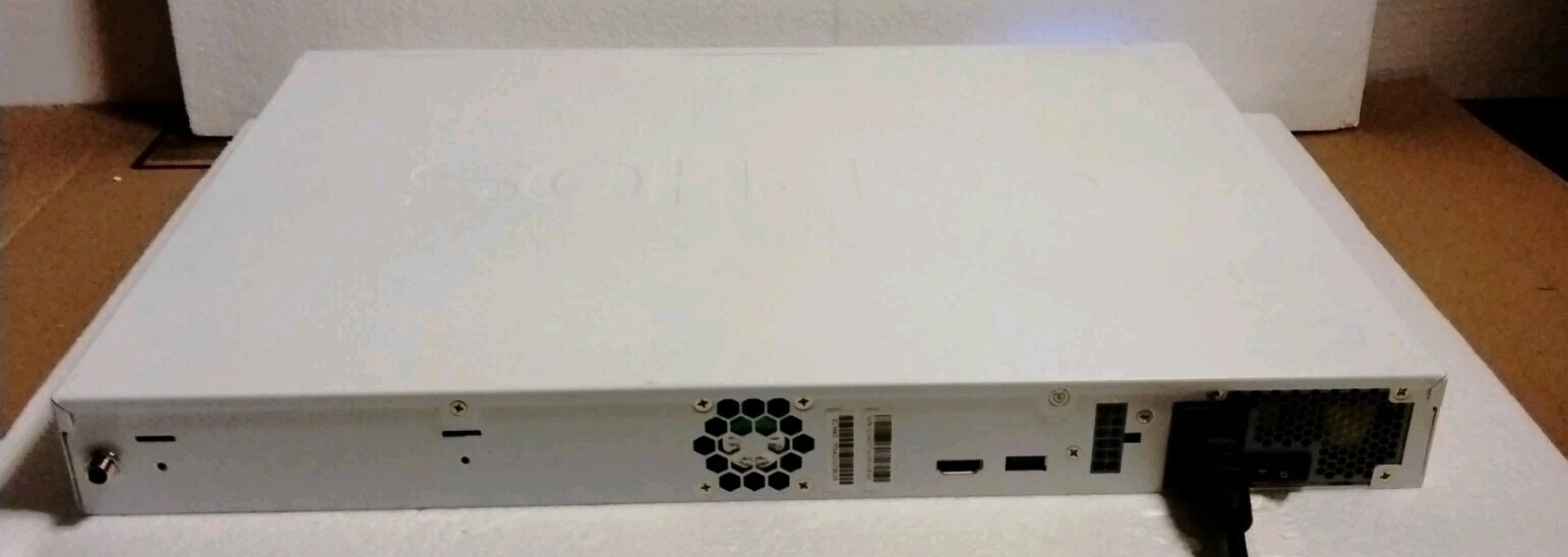 Sophos SG 230 - Rev 2 - security appliance - with 3 years Total Protect ...