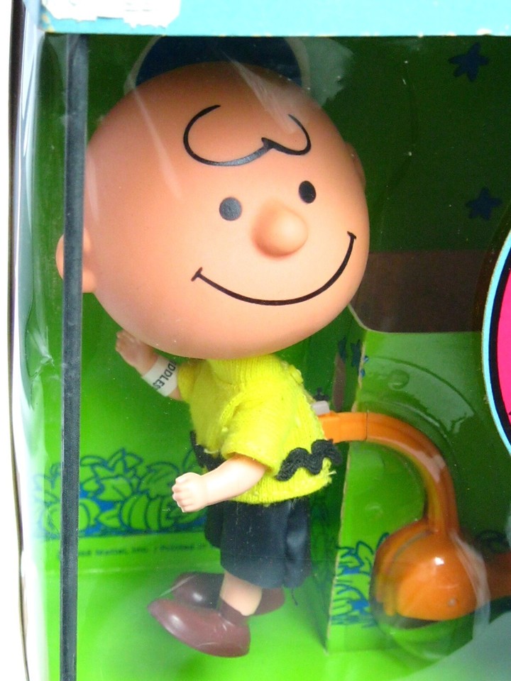 Vintage 1968 Mattel Liddle Kiddles Peanuts Charlie Brown Skediddle NRFB ...
