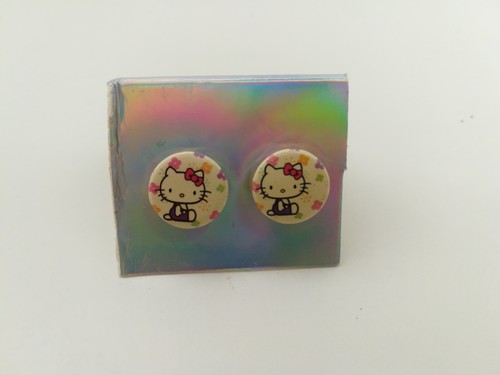 Boucle d'oreille à clou Hello Kitty bijou enfant 1cm fleurs ...