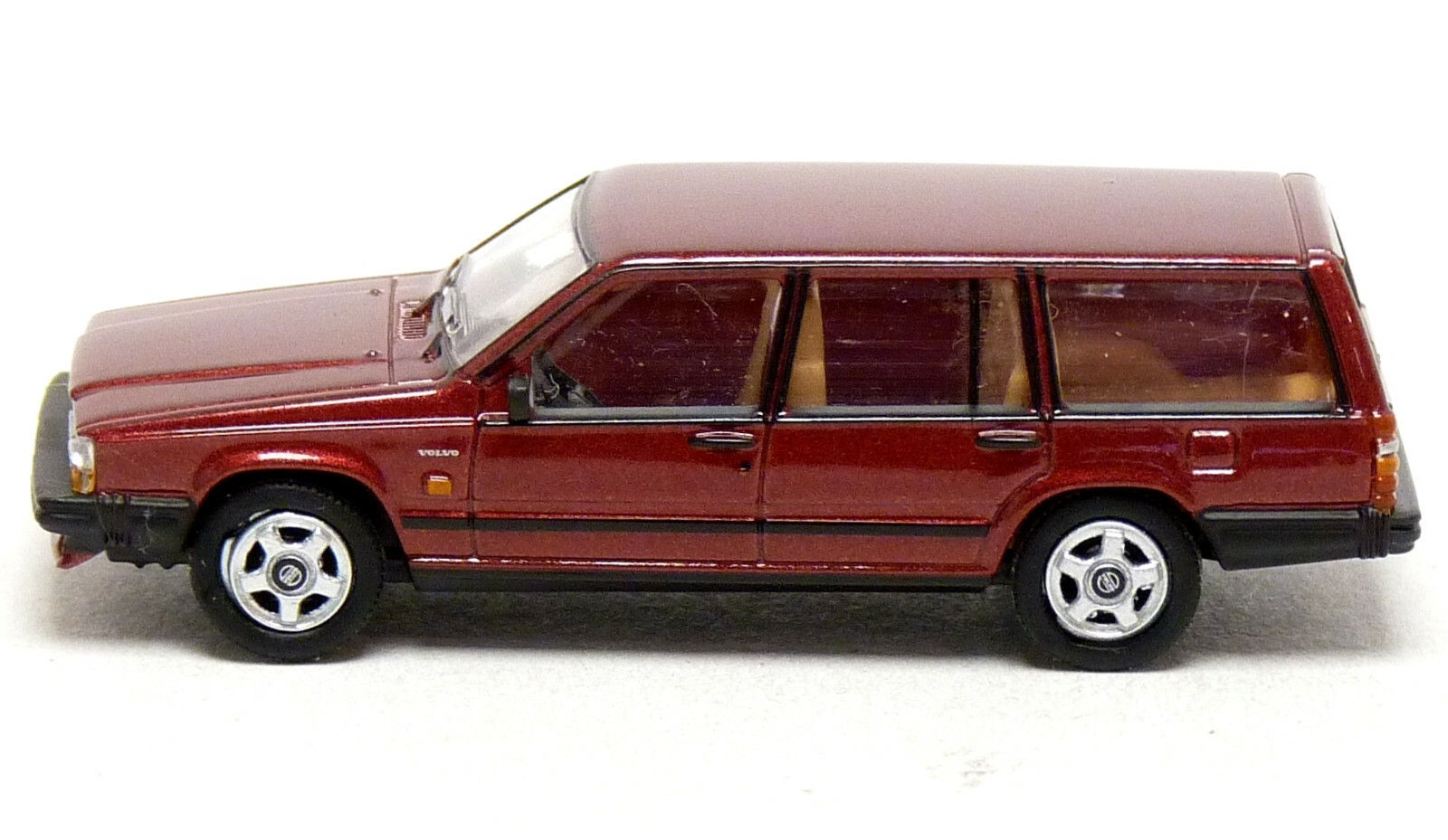 Premium ClassiXXs PCX 87 - Volvo 740 Kombi - 745 Farbe zur Auswahl 1:87 ...