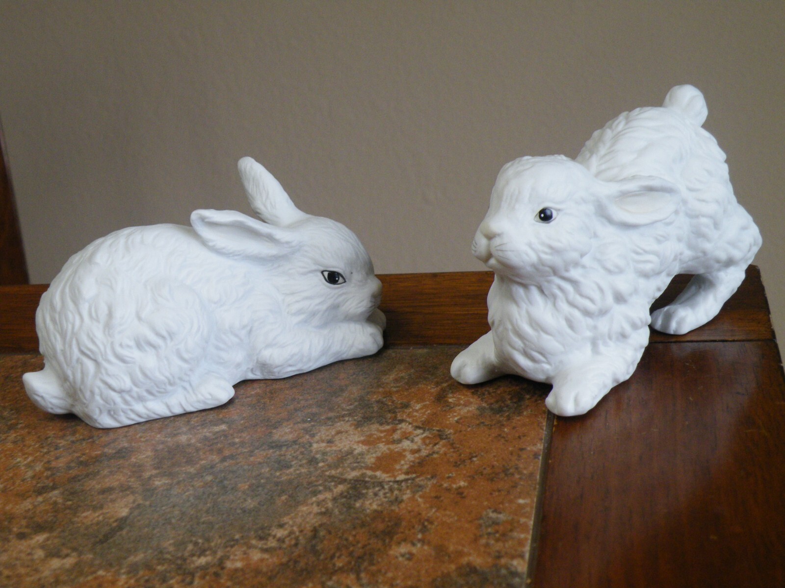 (2) Vintage WHITE Ceramic BUNNY RABBITS Realistic Look EASTER SPRING ...