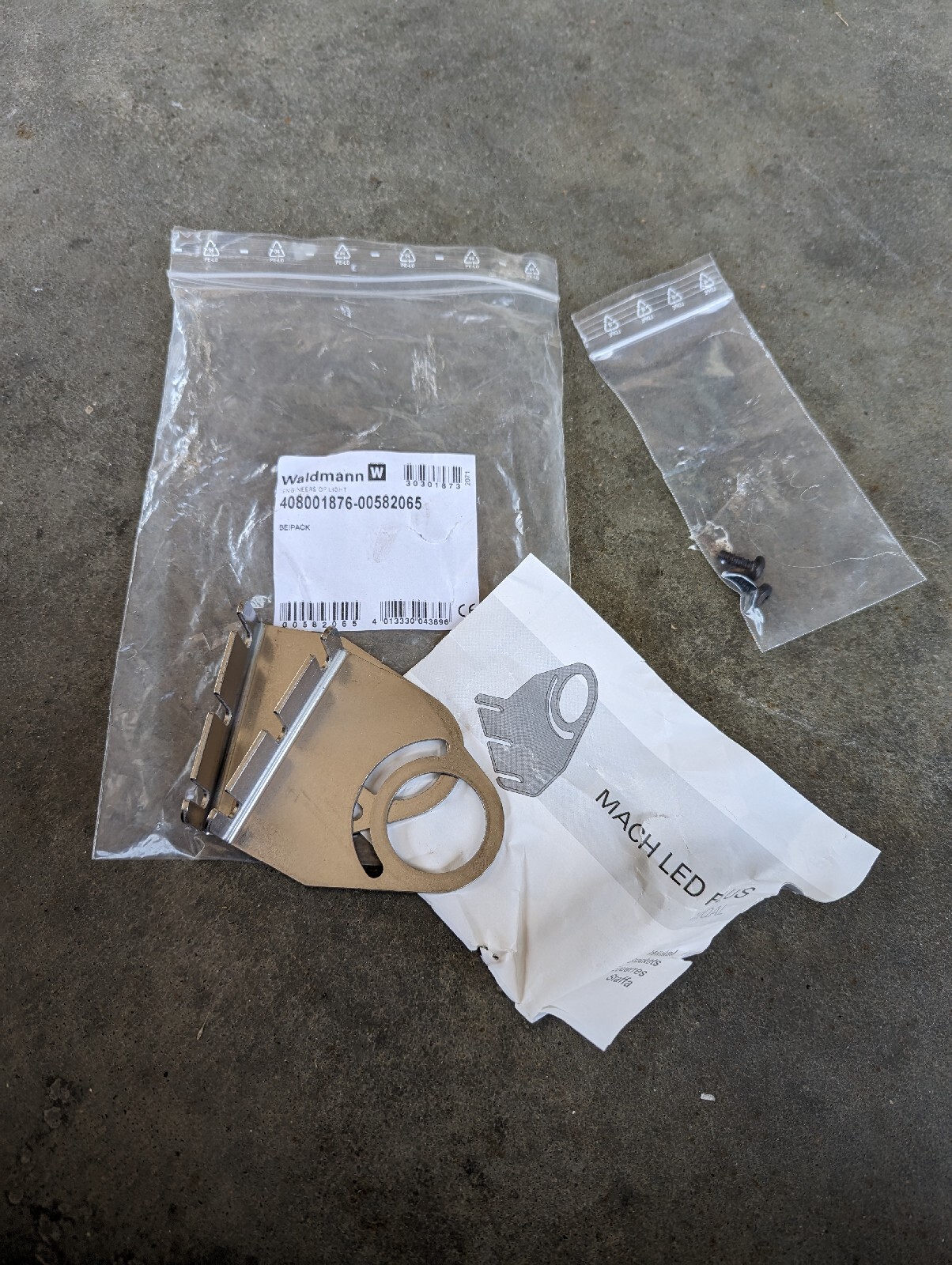 Waldmann Bracket End Bracket LED Mach Plus Machine Light 408001876-00582065 | eBay