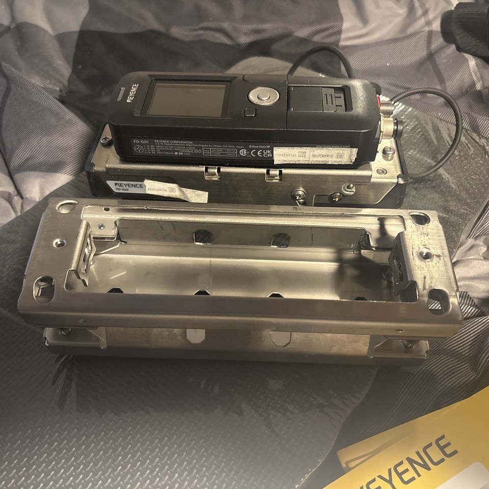 Used KEYENCE FD-G25 Clamp-on Gas Flow Meter | eBay