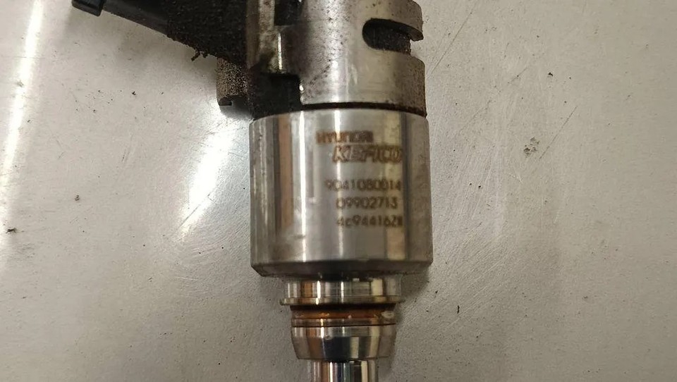 KIA NIRO Fuel Injector 353102B370 1.58 Petrol / electricity 104kw 2021 ...